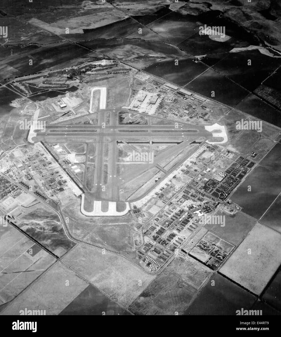 Photograph of Marine Corps Air Station El Toro, showcasing its role in ...