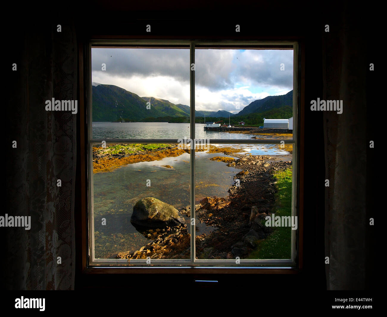 Trave window hi-res stock photography and images - Alamy