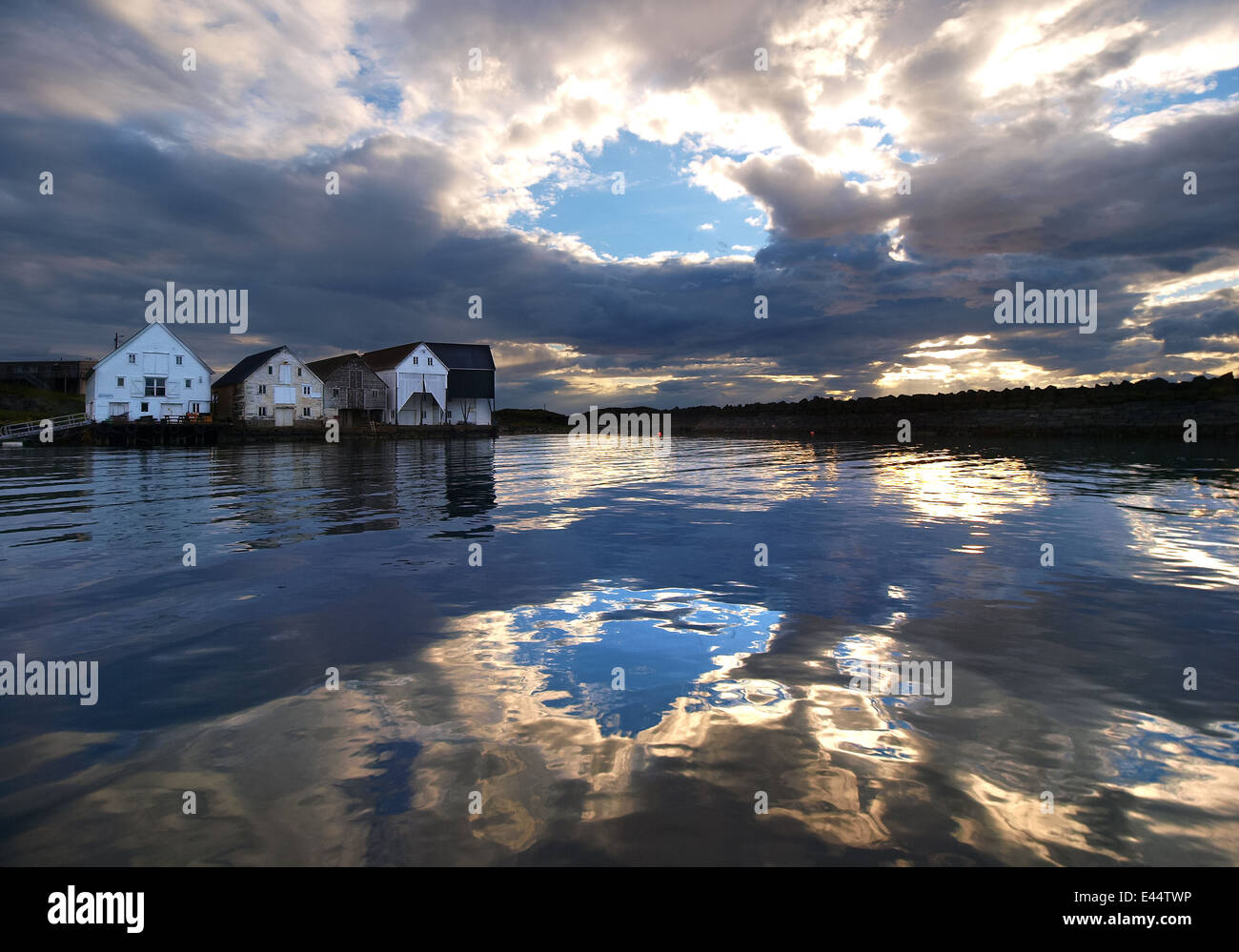 Old traditional norwegian fishing boat hi-res stock photography and ...