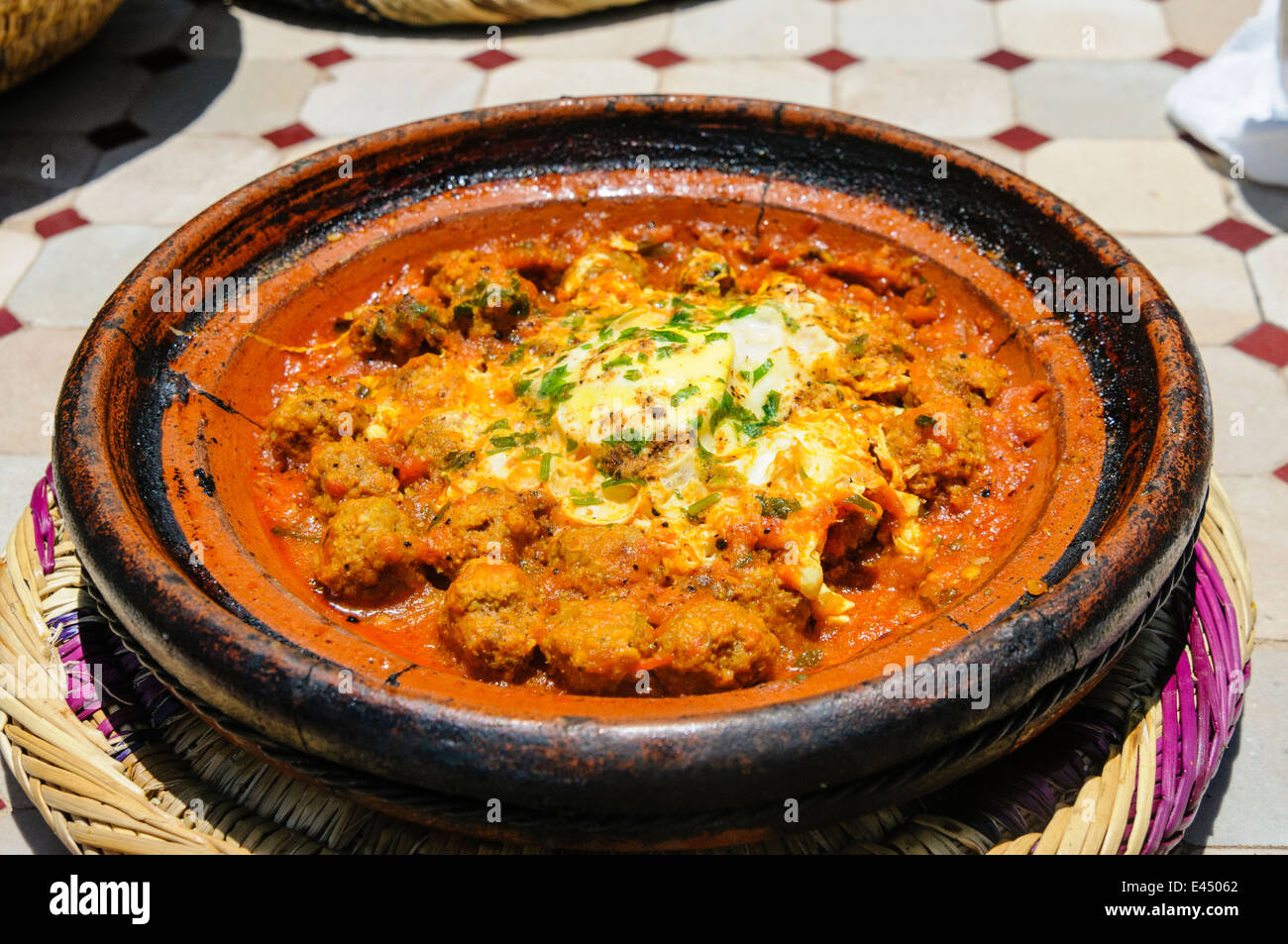 Traditional cooking method hi-res stock photography and images - Alamy