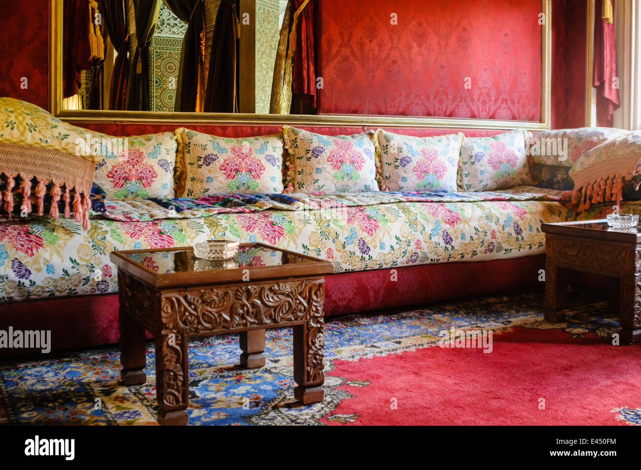 Patterned fabric cushions hi-res stock photography and images - Alamy