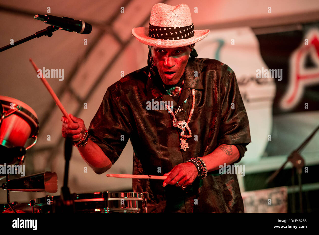 Royal southern brotherhood hi-res stock photography and images - Alamy