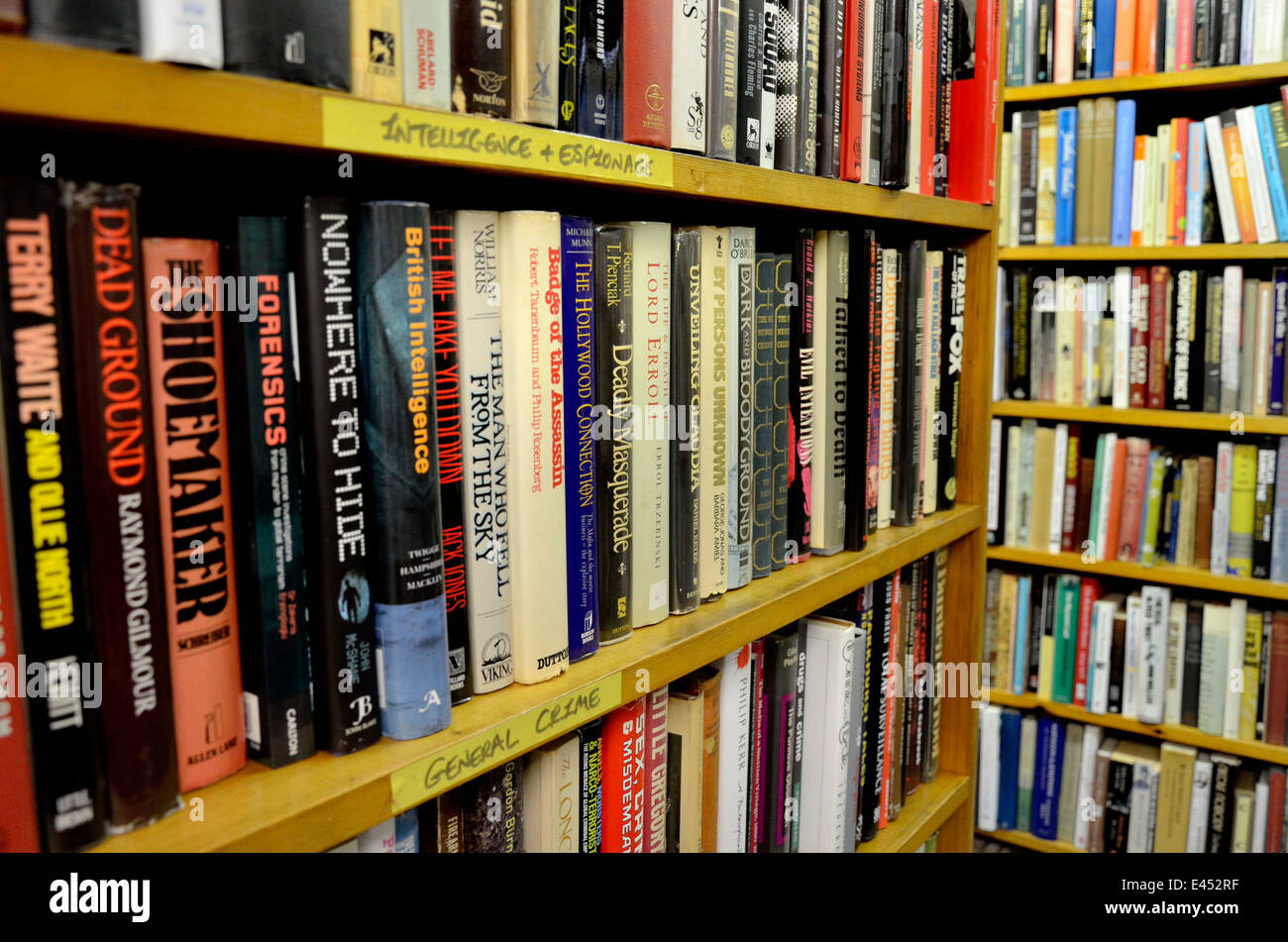 Rochester Kent England UK Baggins Book Bazaar The Biggest Second rochester-kent-england-uk-baggins-book-bazaar-the-biggest-second