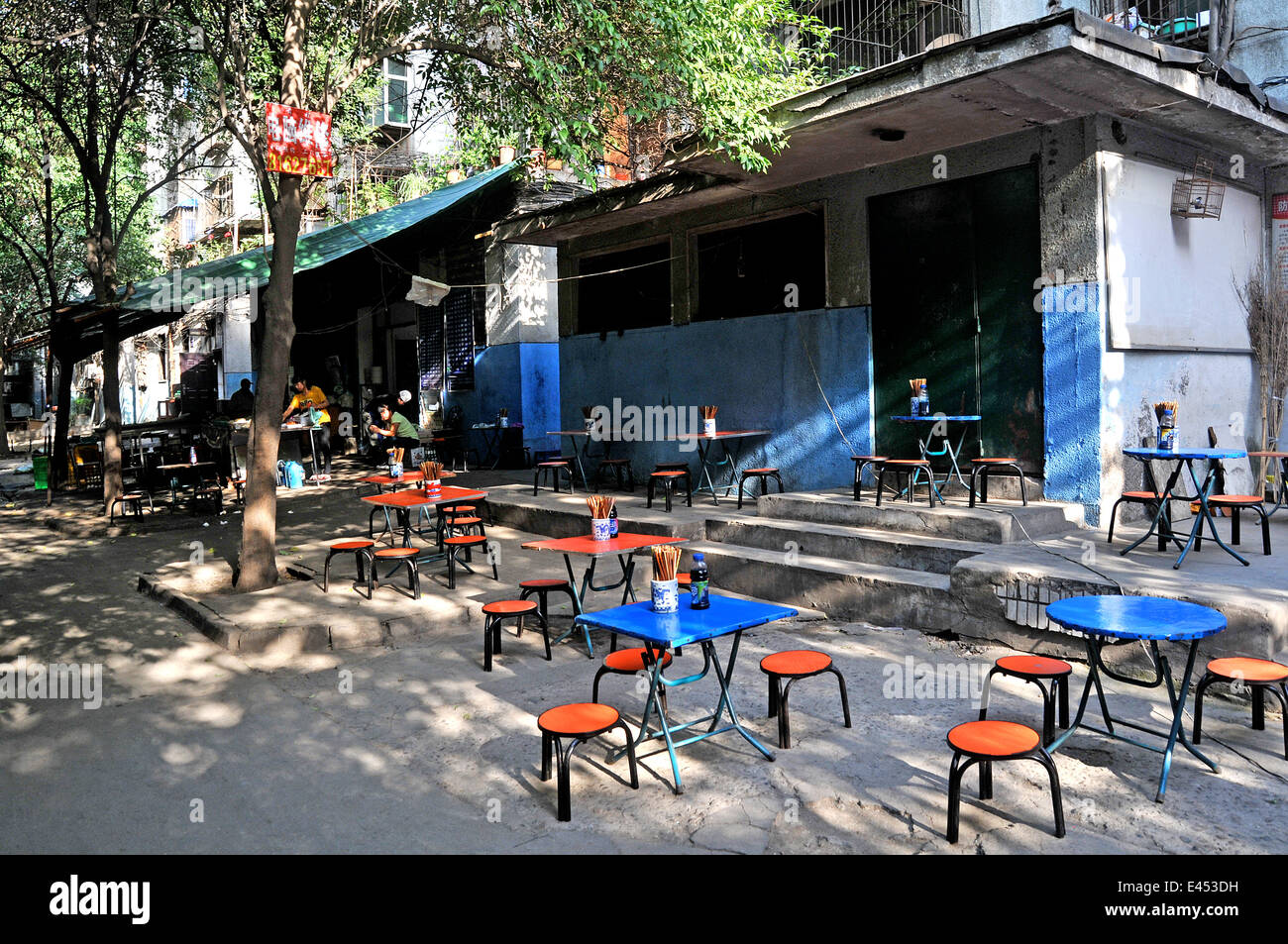 Very small restaurant hi-res stock photography and images - Alamy