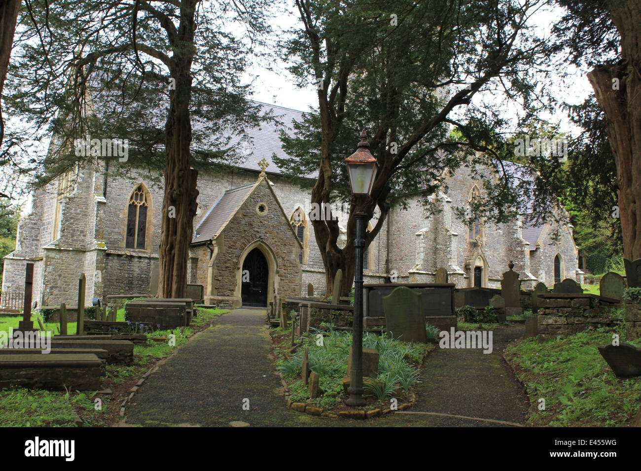 Laugharne church Stock Photo - Alamy