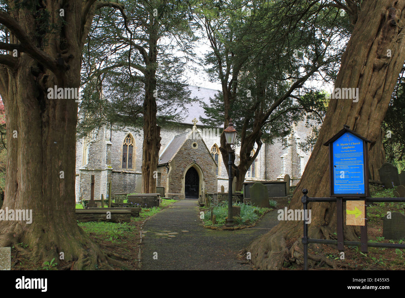 Laugharne church Stock Photo - Alamy