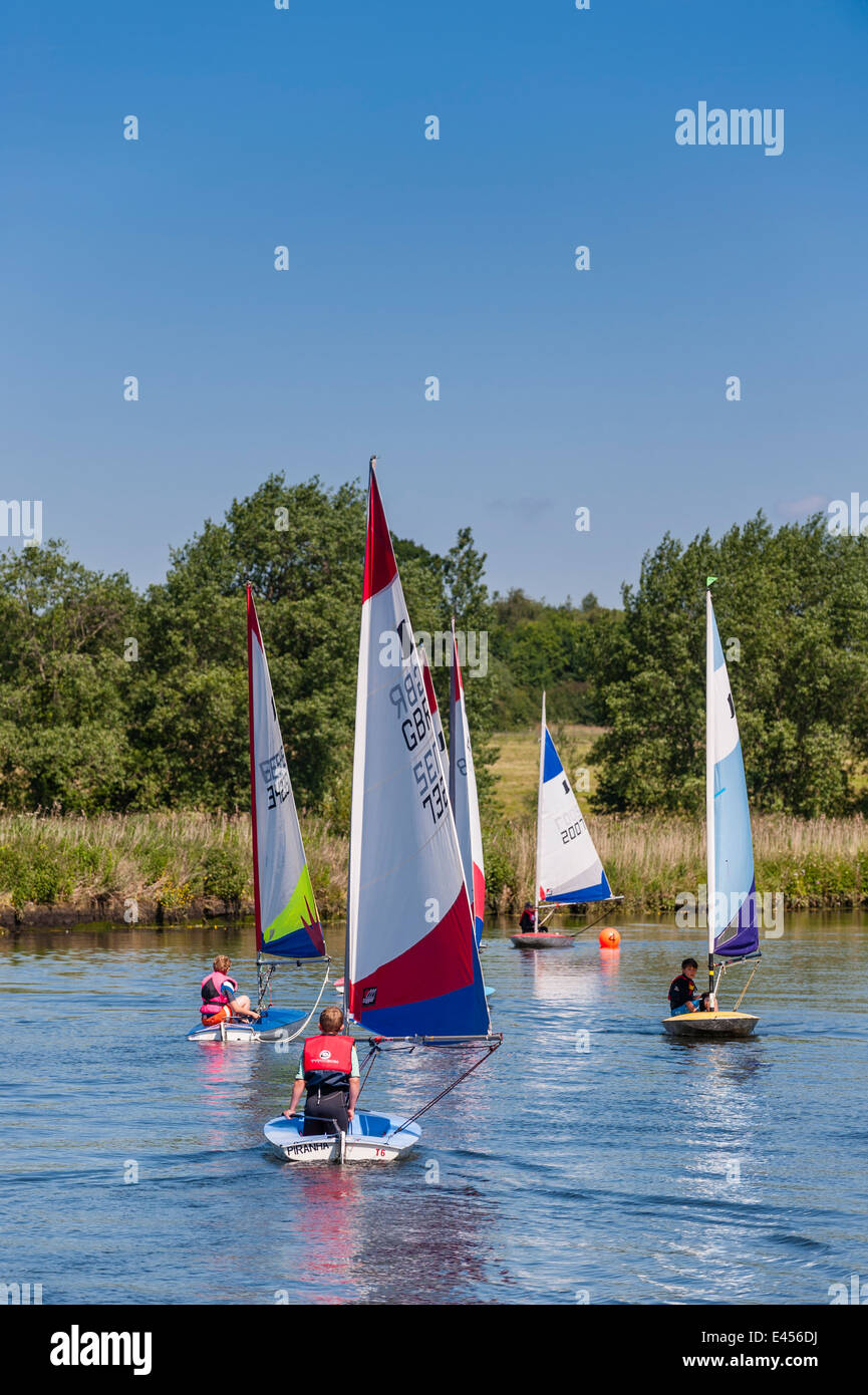 Topper sailing child hi-res stock photography and images - Alamy