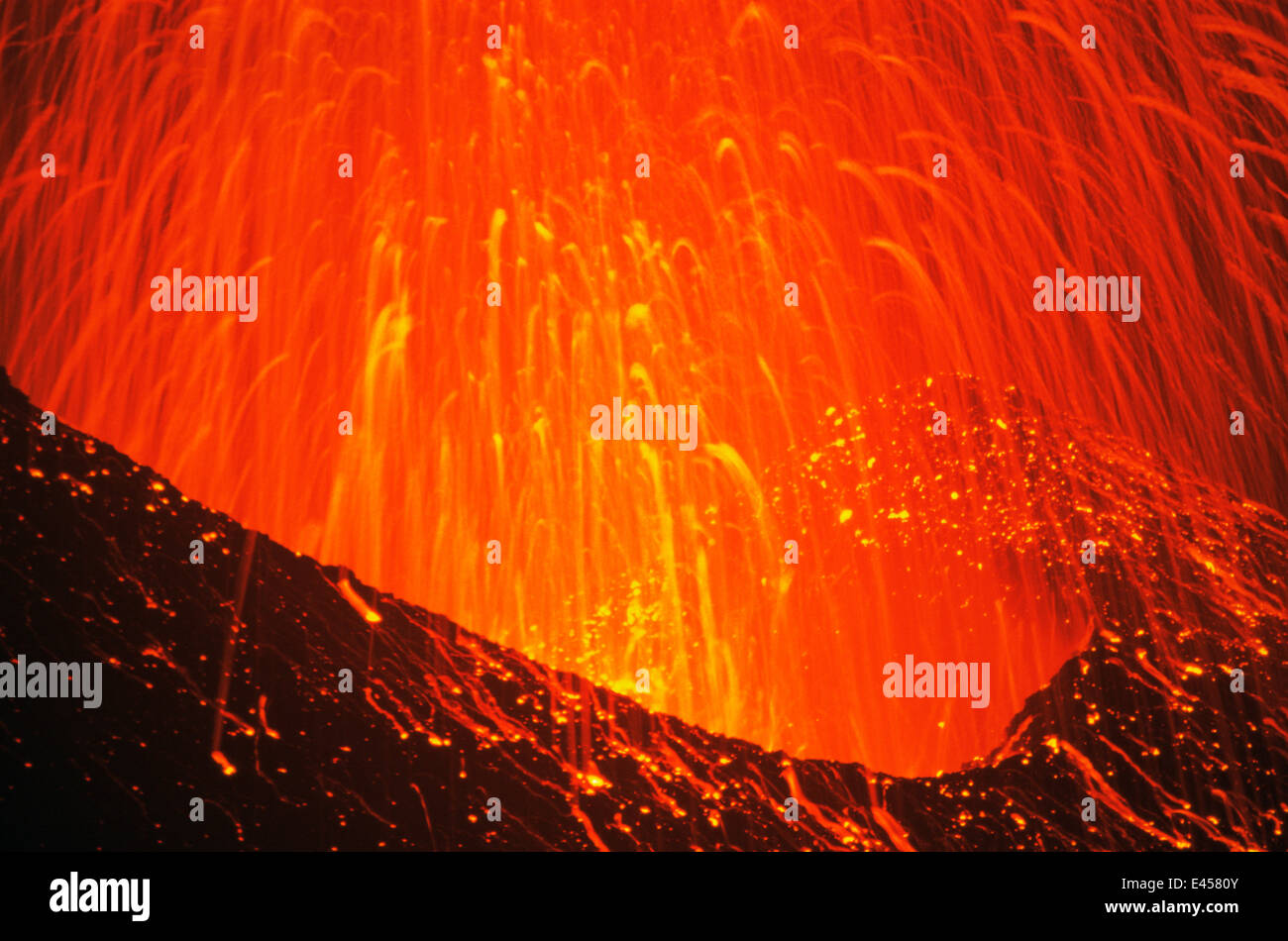 Volcano erupts hi-res stock photography and images - Alamy