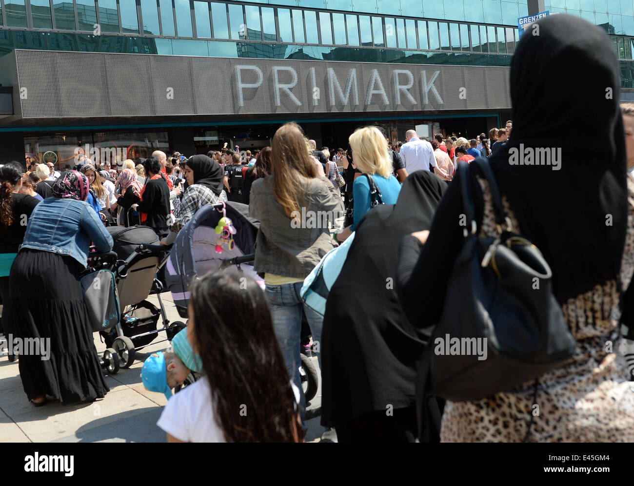 Berlin germany primark alexanderplatz hi-res stock photography and ...
