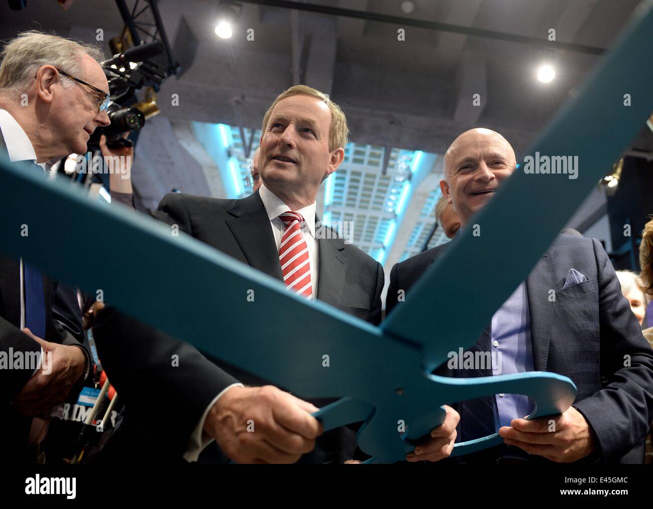 Paul marchant hi-res stock photography and images - Alamy