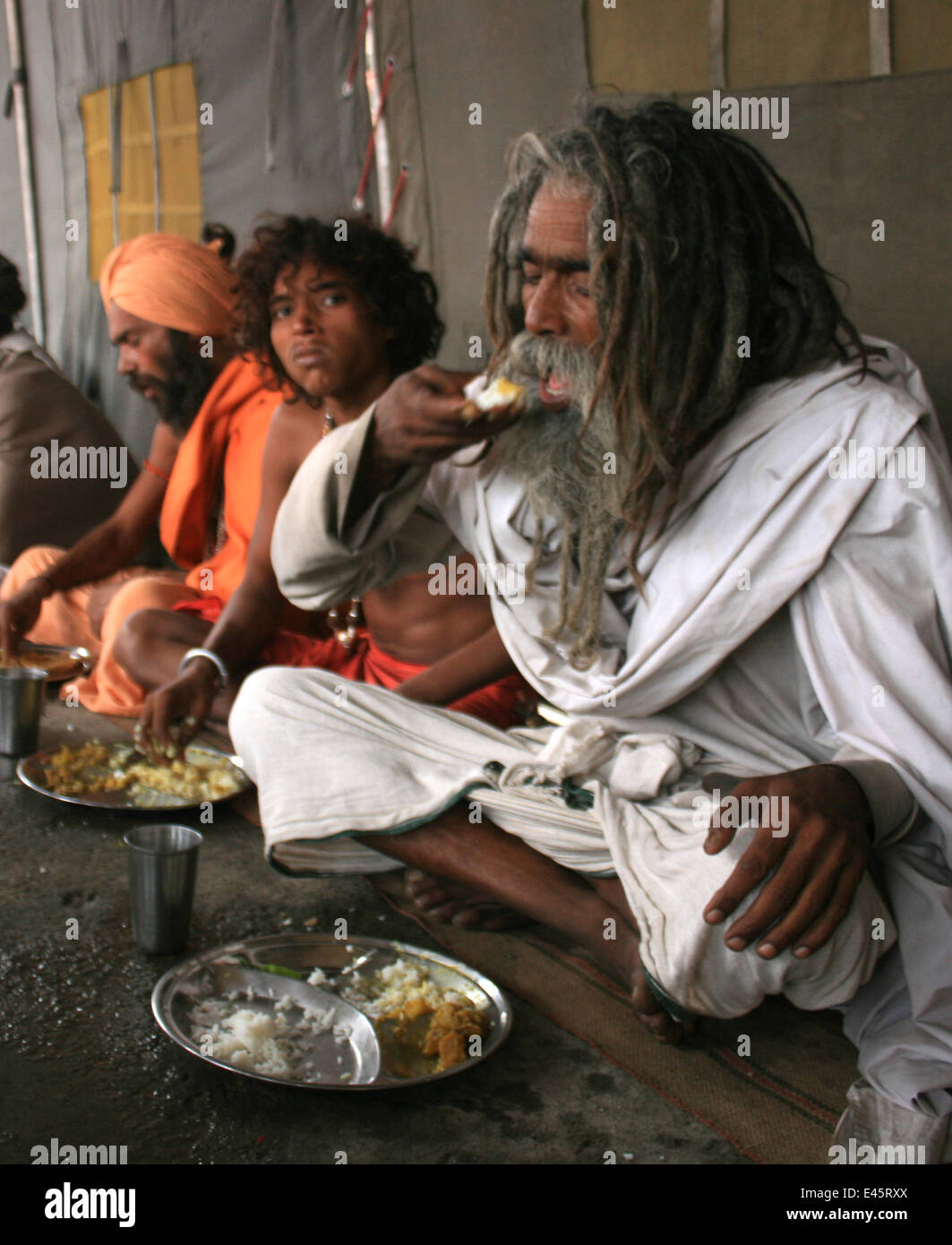 Amarnath ice temple hi-res stock photography and images - Alamy
