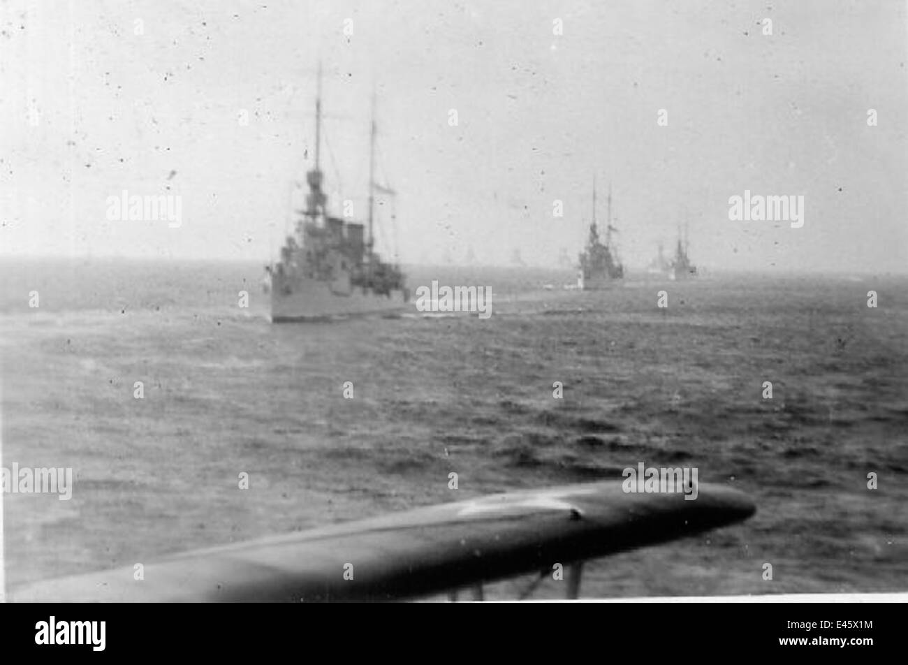 The CL-10 aircraft leads a battle formation in 1936, showcasing the ...