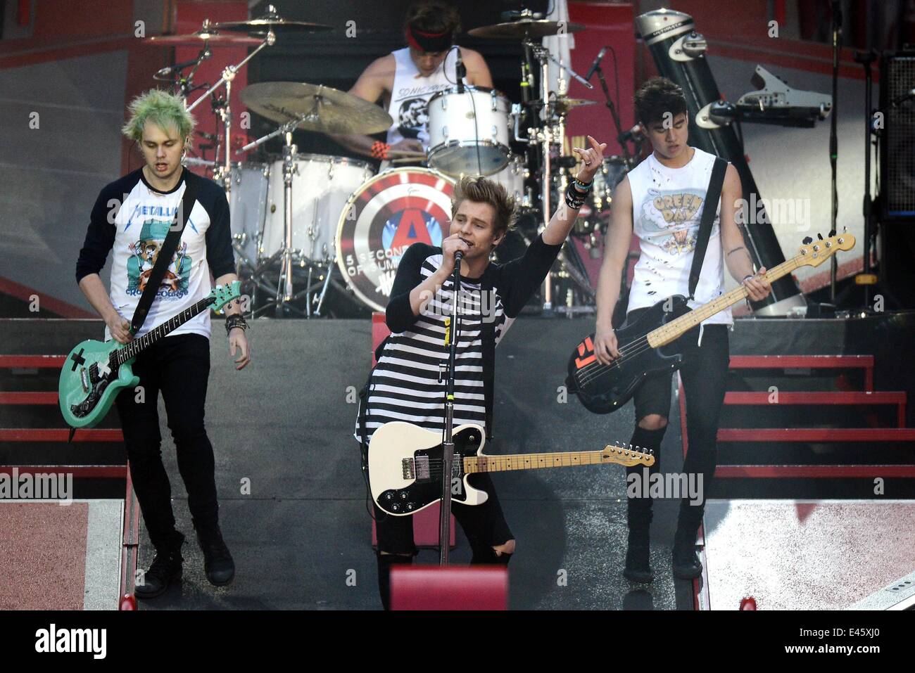 5 Seconds Of Summer August 2022