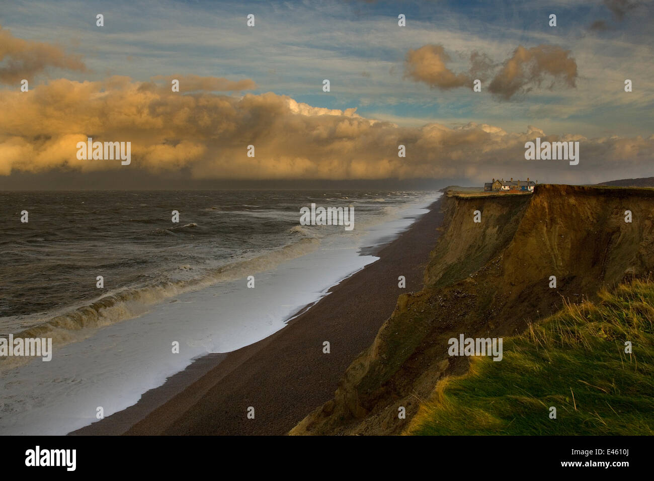Storm clouds building up off coasts of Norfolk, Weybourne Cliffs ...
