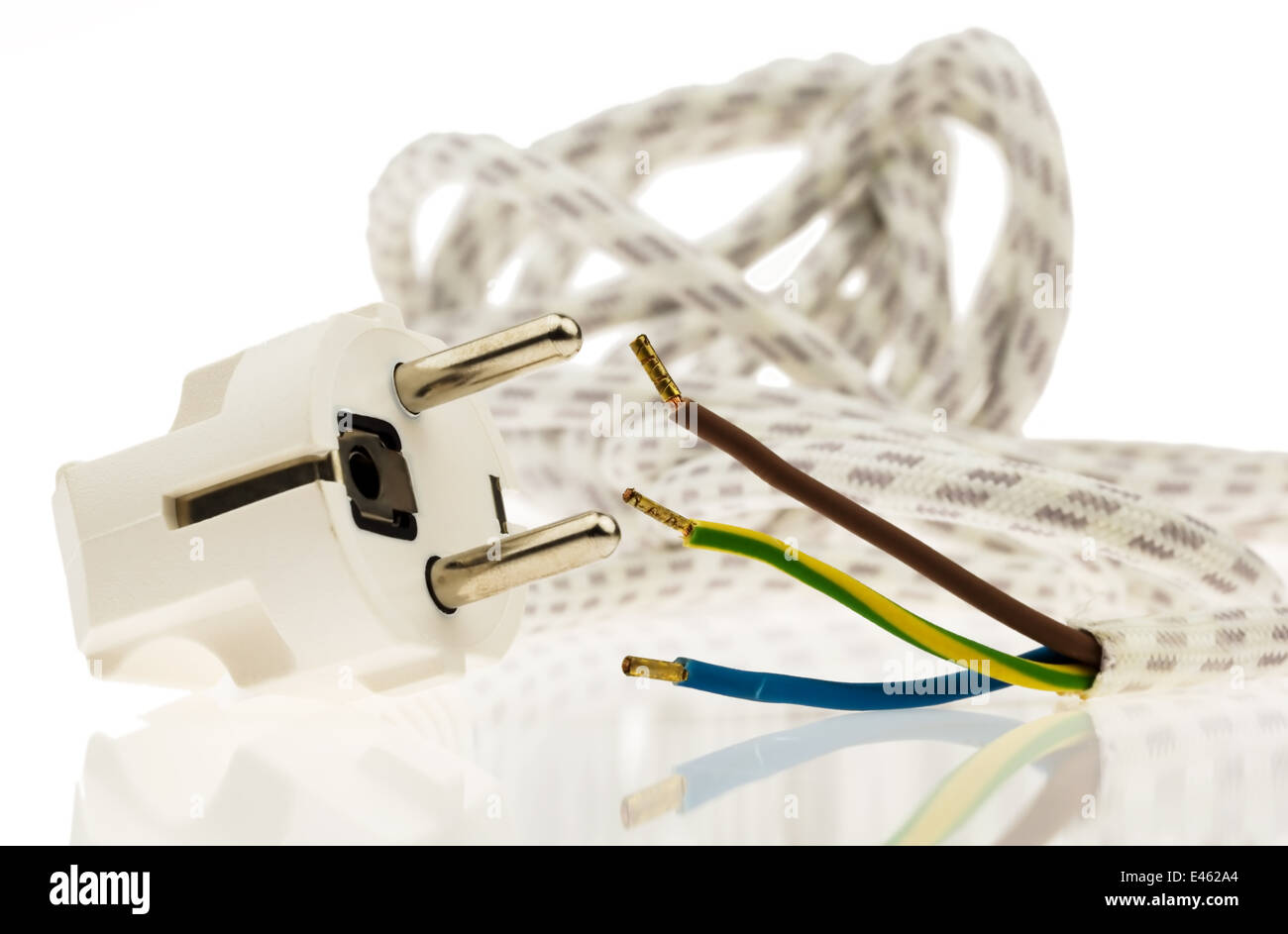 A power cable with power connector for the electrical energy ...