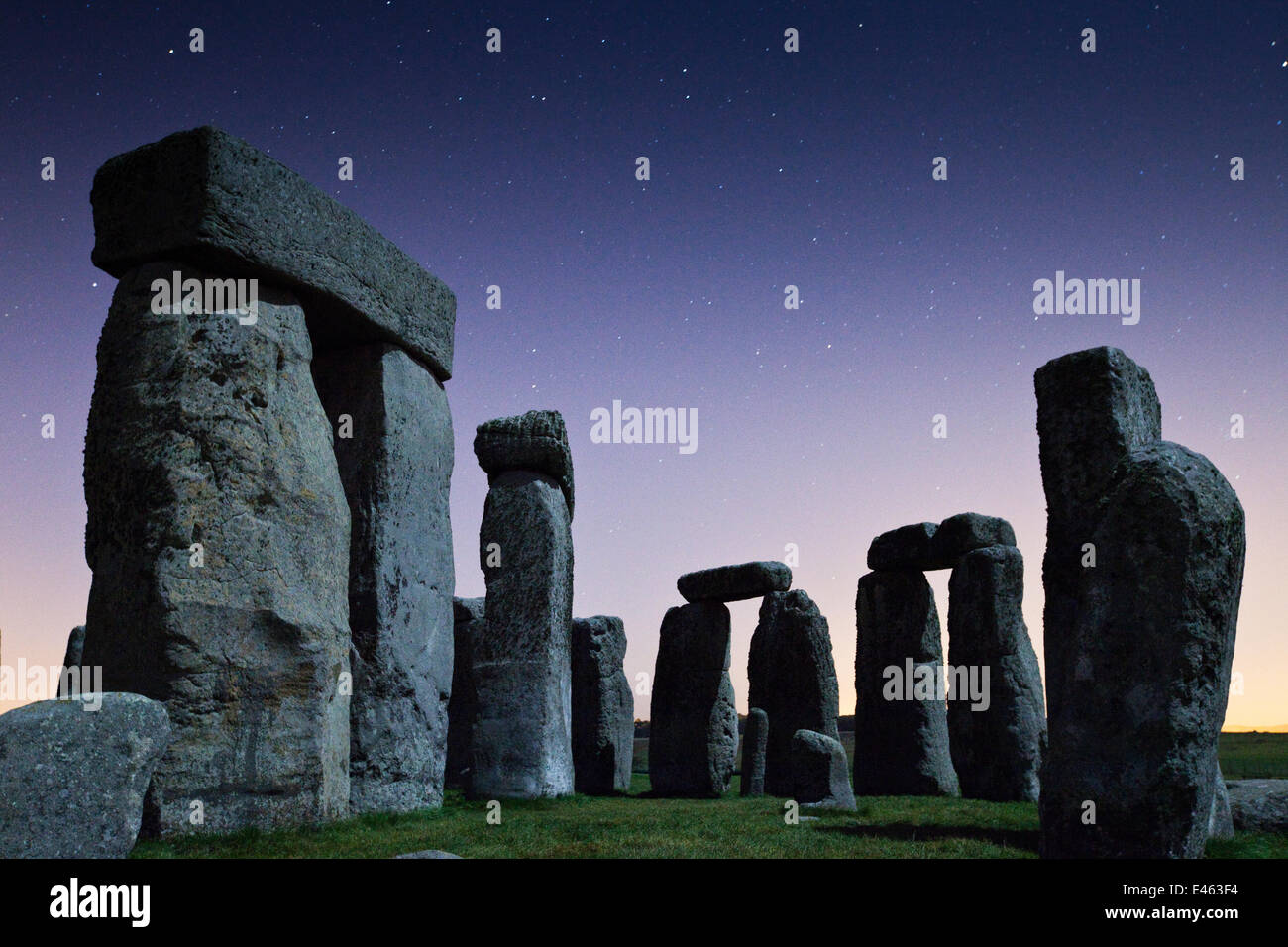 Stonehenge starry night hi-res stock photography and images - Alamy