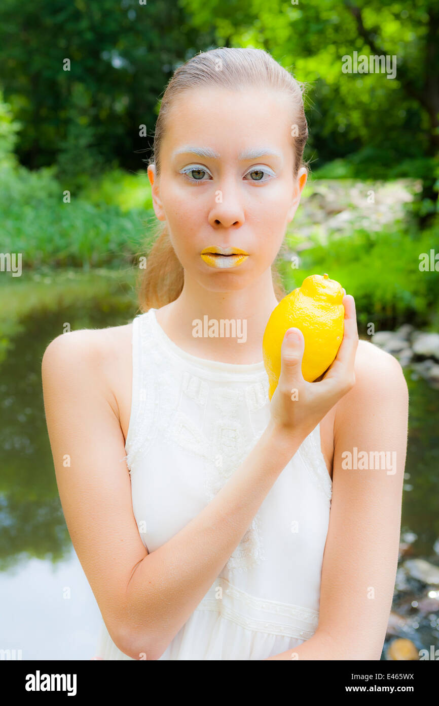 Young lemon green hi-res stock photography and images - Alamy