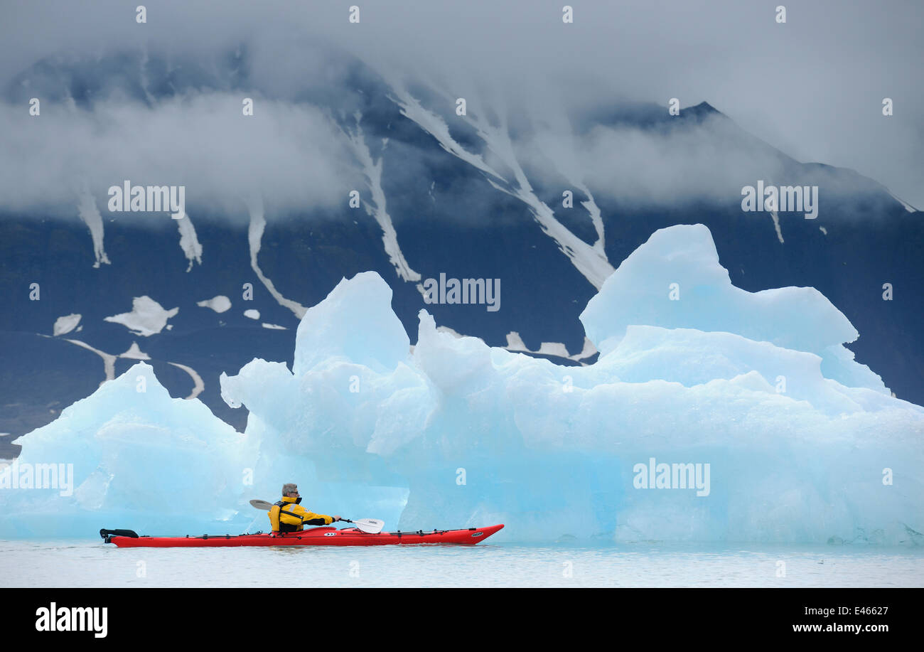 Kayaking past icebergs in Svalbard, Norway, July 2011 Stock Photo - Alamy