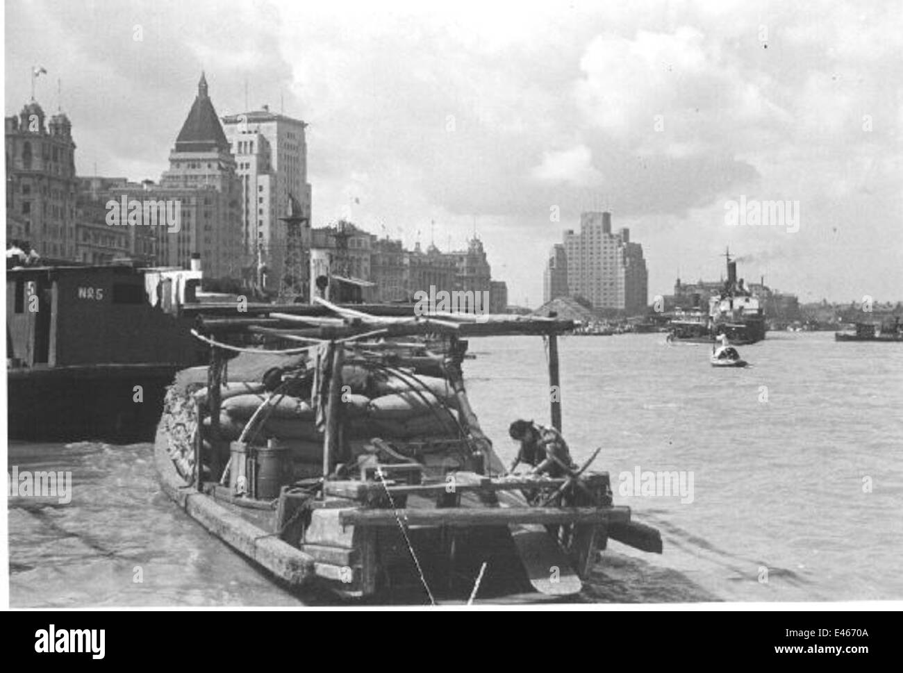 Shanghai Harbor 1937 Stock Photo - Alamy