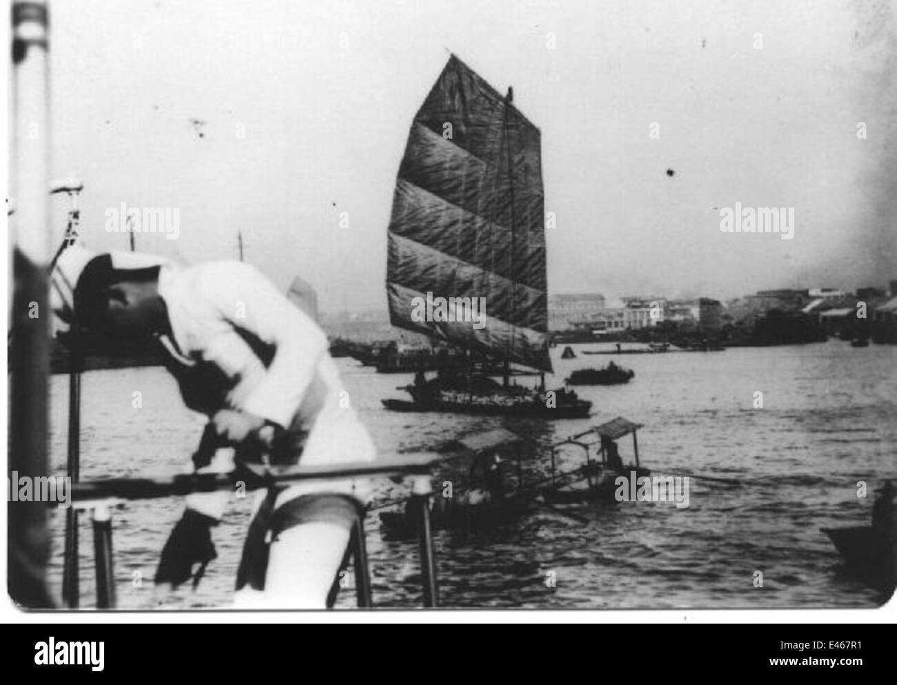 This image highlights Chinese aviation during World War II, focusing on ...