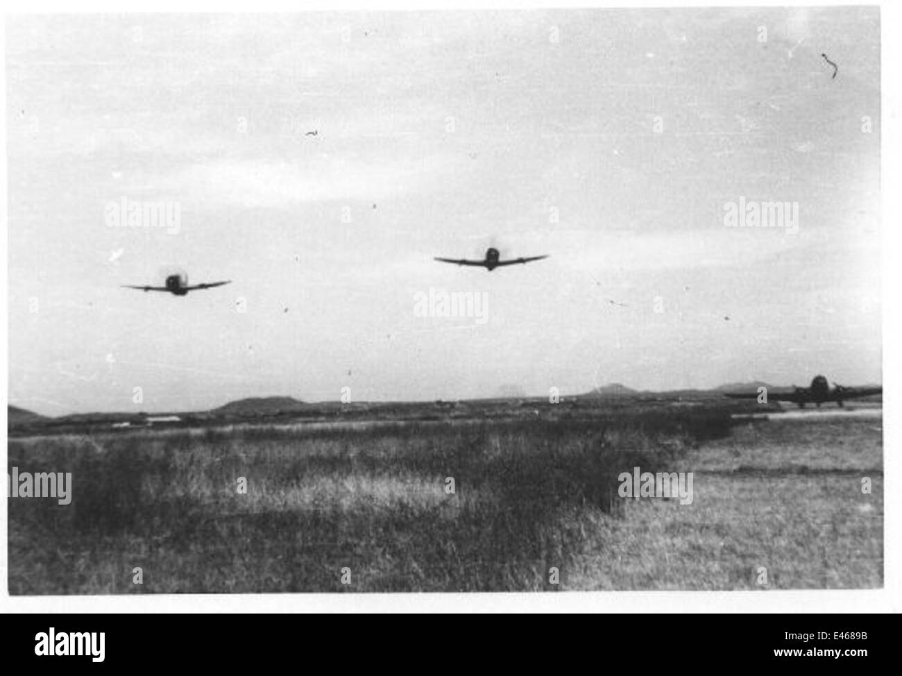 P 51s hi-res stock photography and images - Alamy