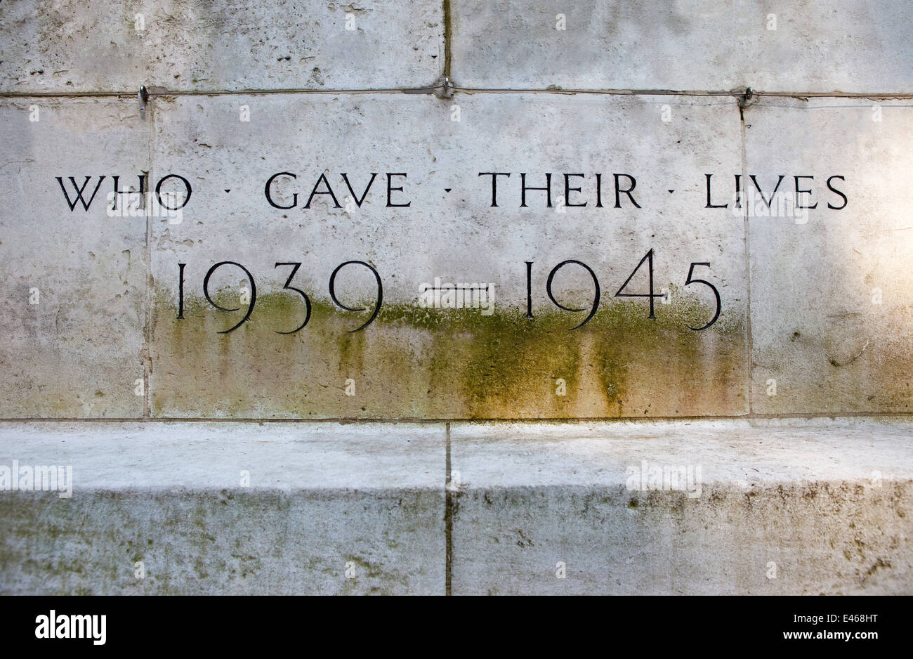 A Memorial commemorating those who gave their lives during the Second ...