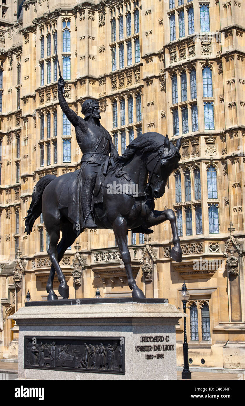 A statue of King Richard I (also known as Richard the Lionheart ...