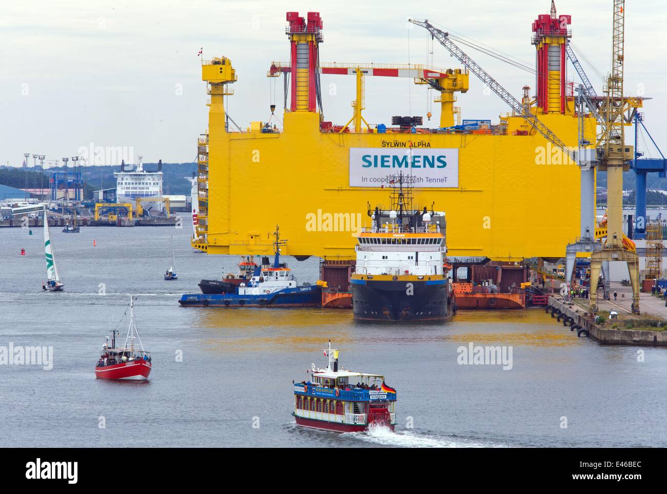 Seventy seen hi-res stock photography and images - Alamy