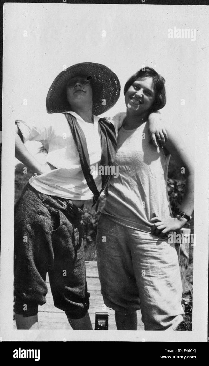 Smiling pilots pilot Black and White Stock Photos & Images - Alamy