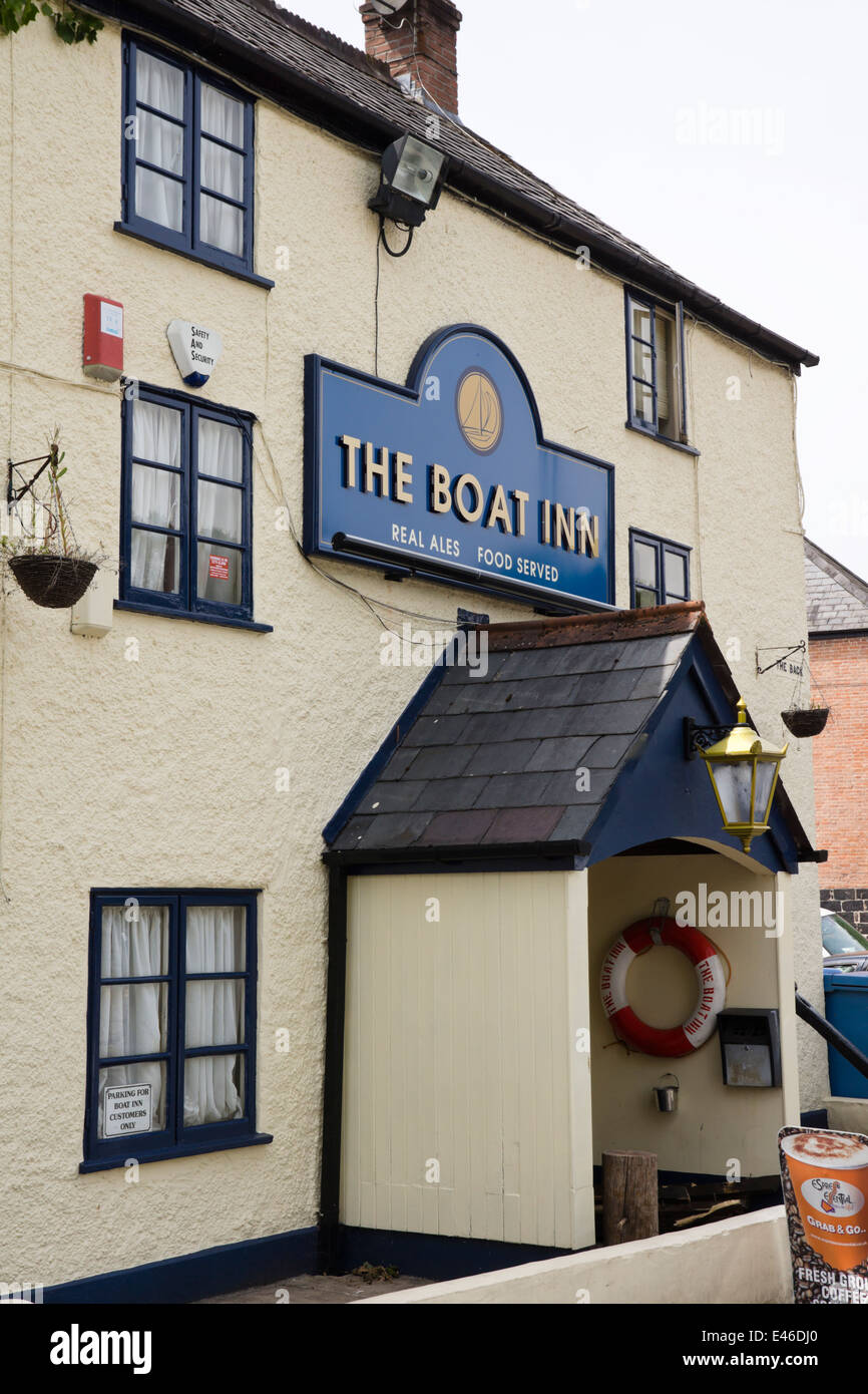Boat inn hi-res stock photography and images - Alamy