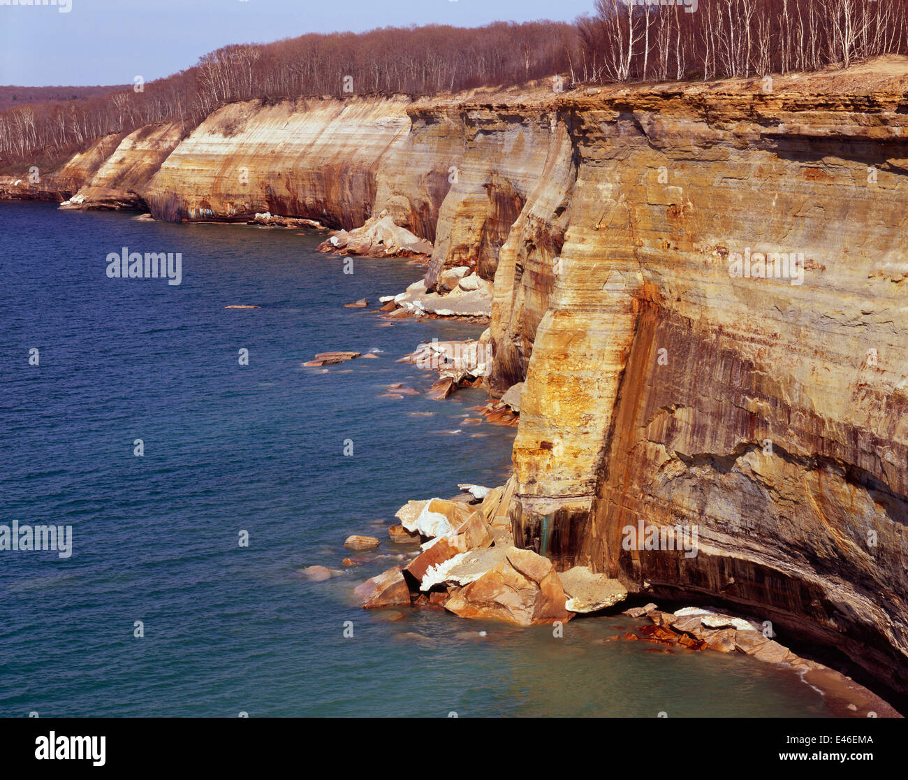 Pictured rocks lakeshore national park hi-res stock photography and ...