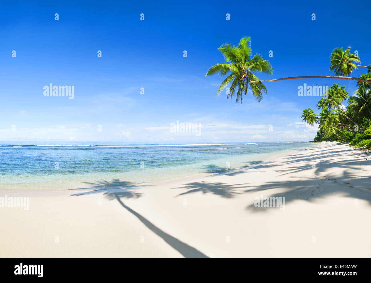 Beautiful Scenic Beach Stock Photo - Alamy