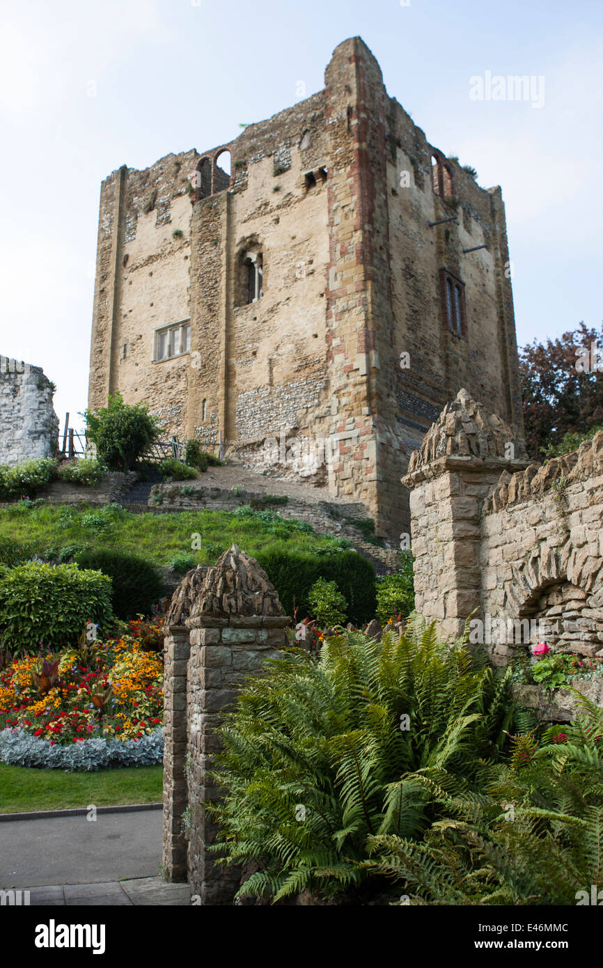 Guildford Castle in Surrey, England Stock Photo - Alamy