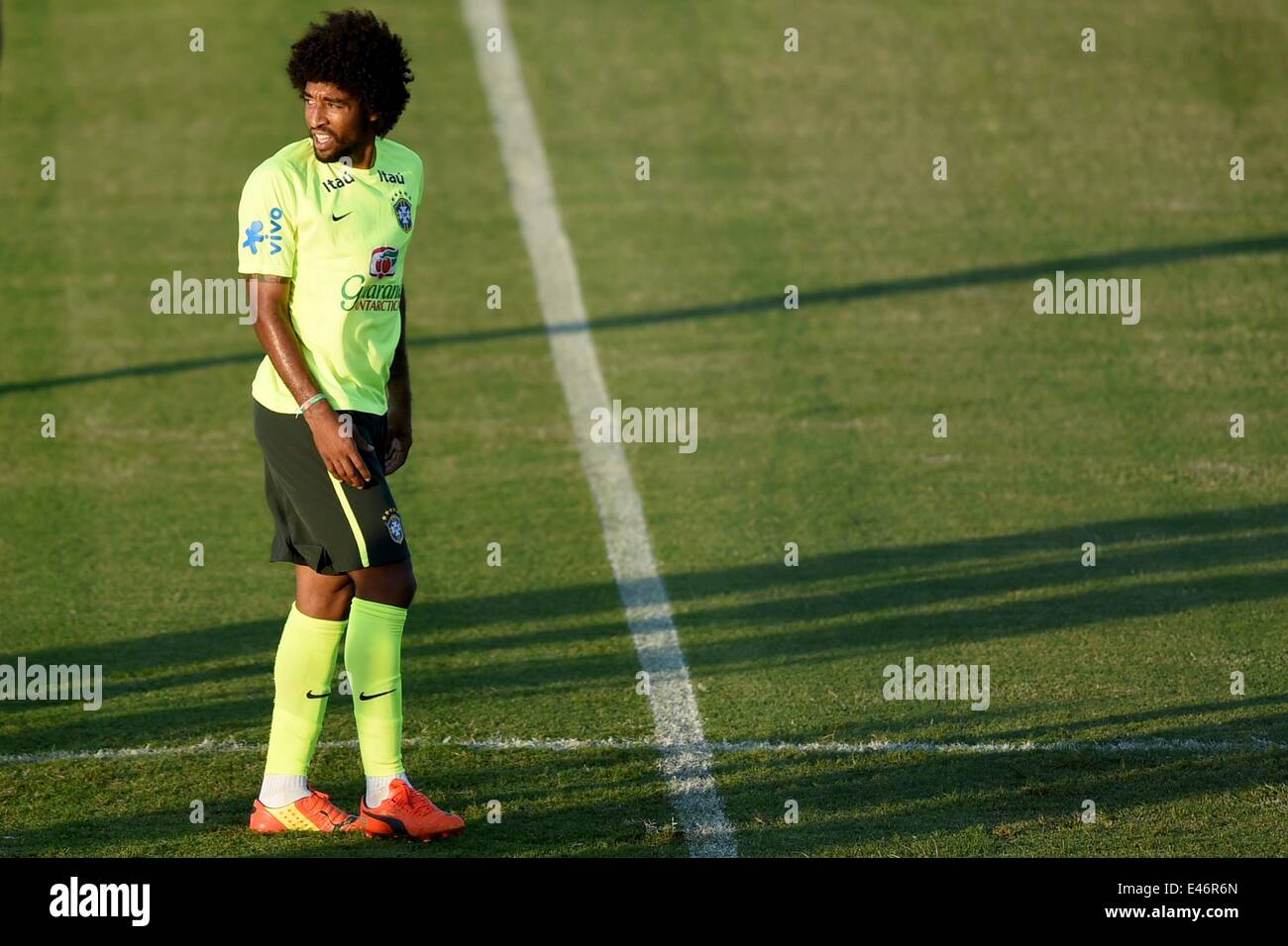 Fortaleza, Brazil. 3rd July, 2014. Brazil's DANTE practices during a ...