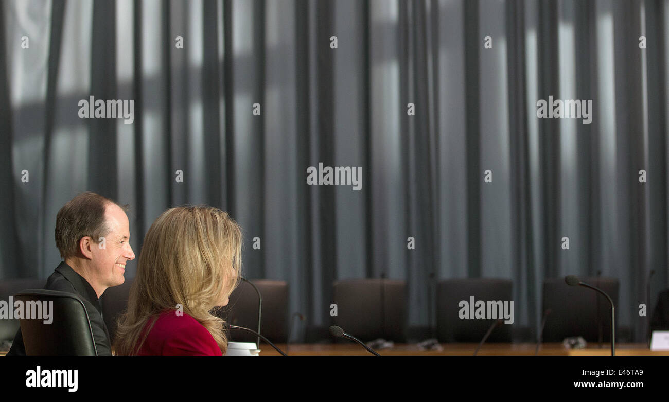 Former NSA employee Thomas Drake and lawyer Jesselyn Radack arrives to ...