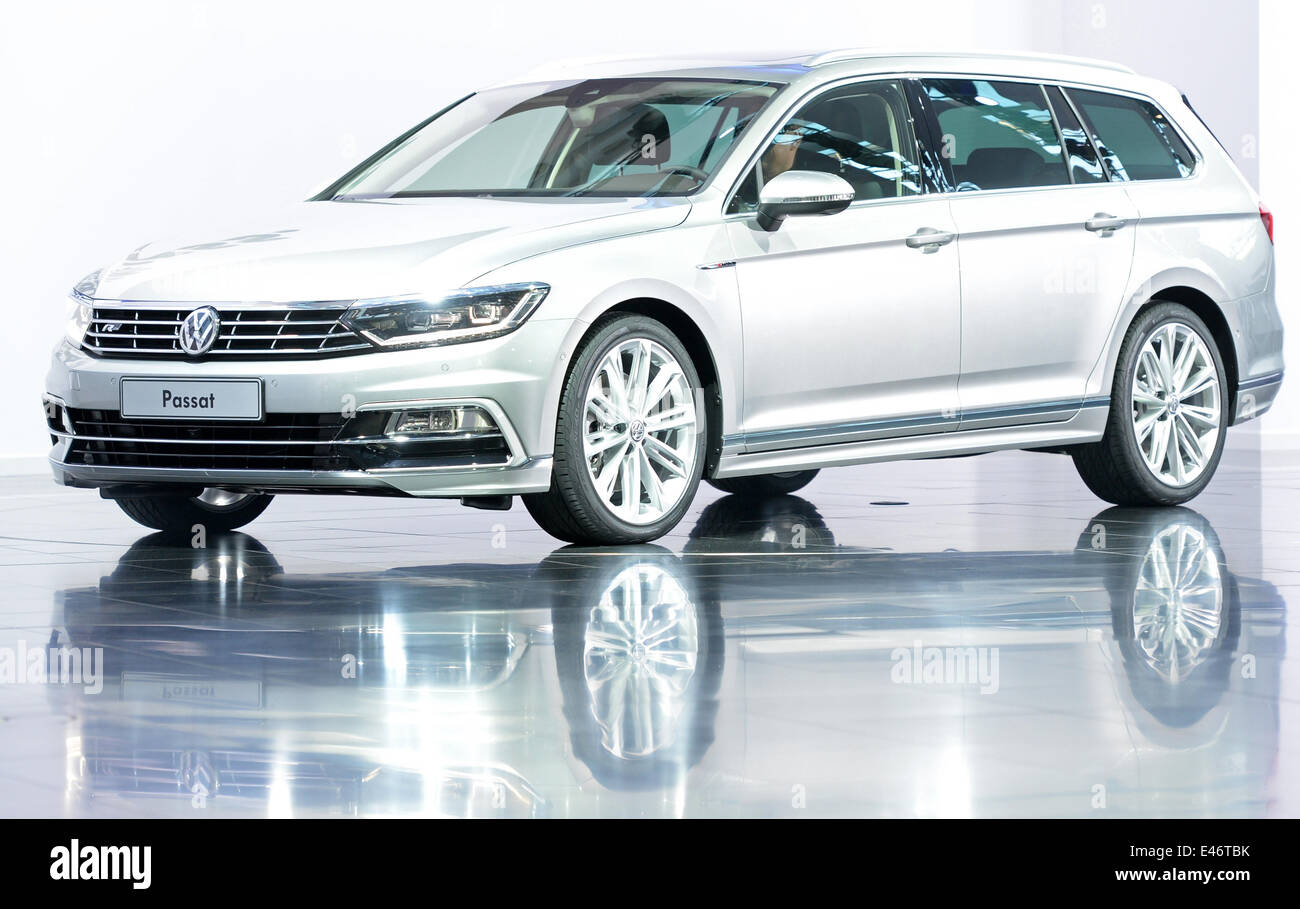 New volkswagen volkswagen design center hi-res stock photography and ...
