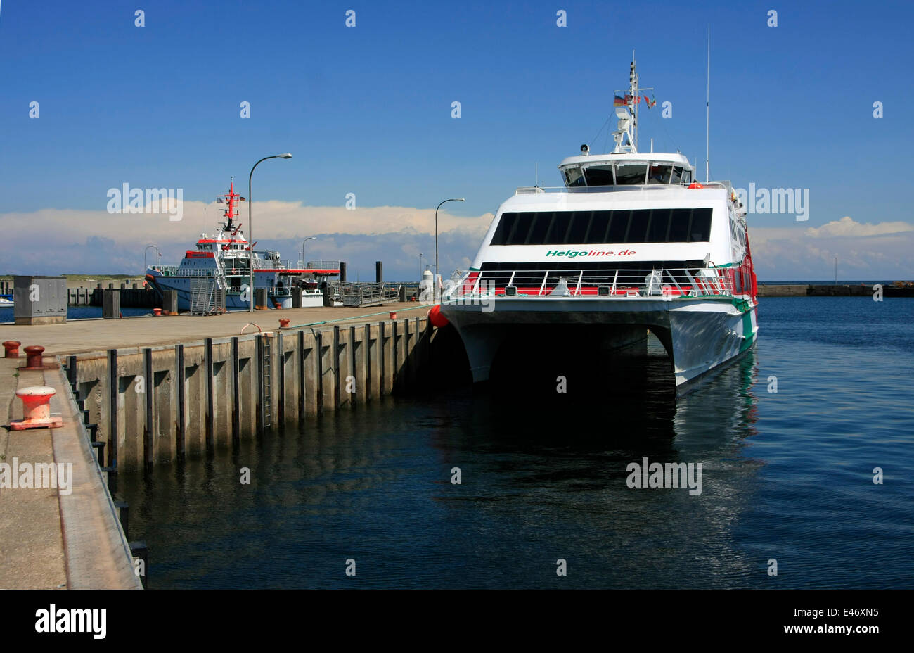 The catamaran "Halunder Jet" is the largest and most modern catamaran ...