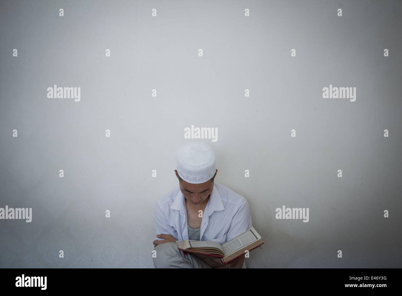 Ningxia hui autonomous region mosque hi-res stock photography and ...