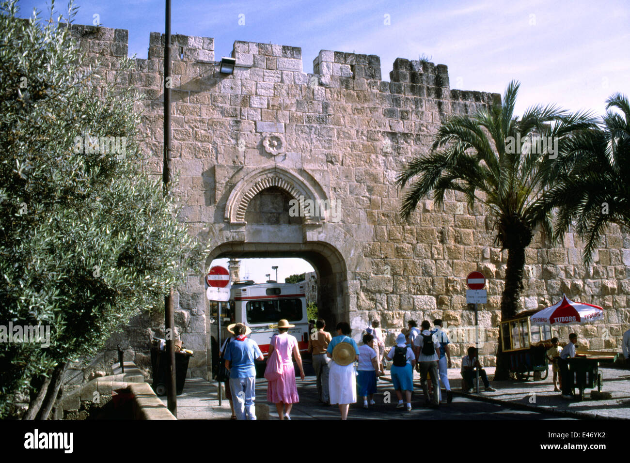 Dung gate jerusalem hi-res stock photography and images - Alamy