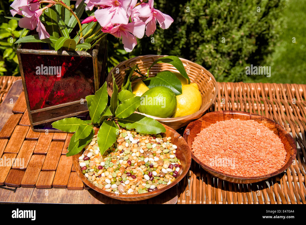 Legumes are an important component of Arabian cuisine Stock Photo - Alamy