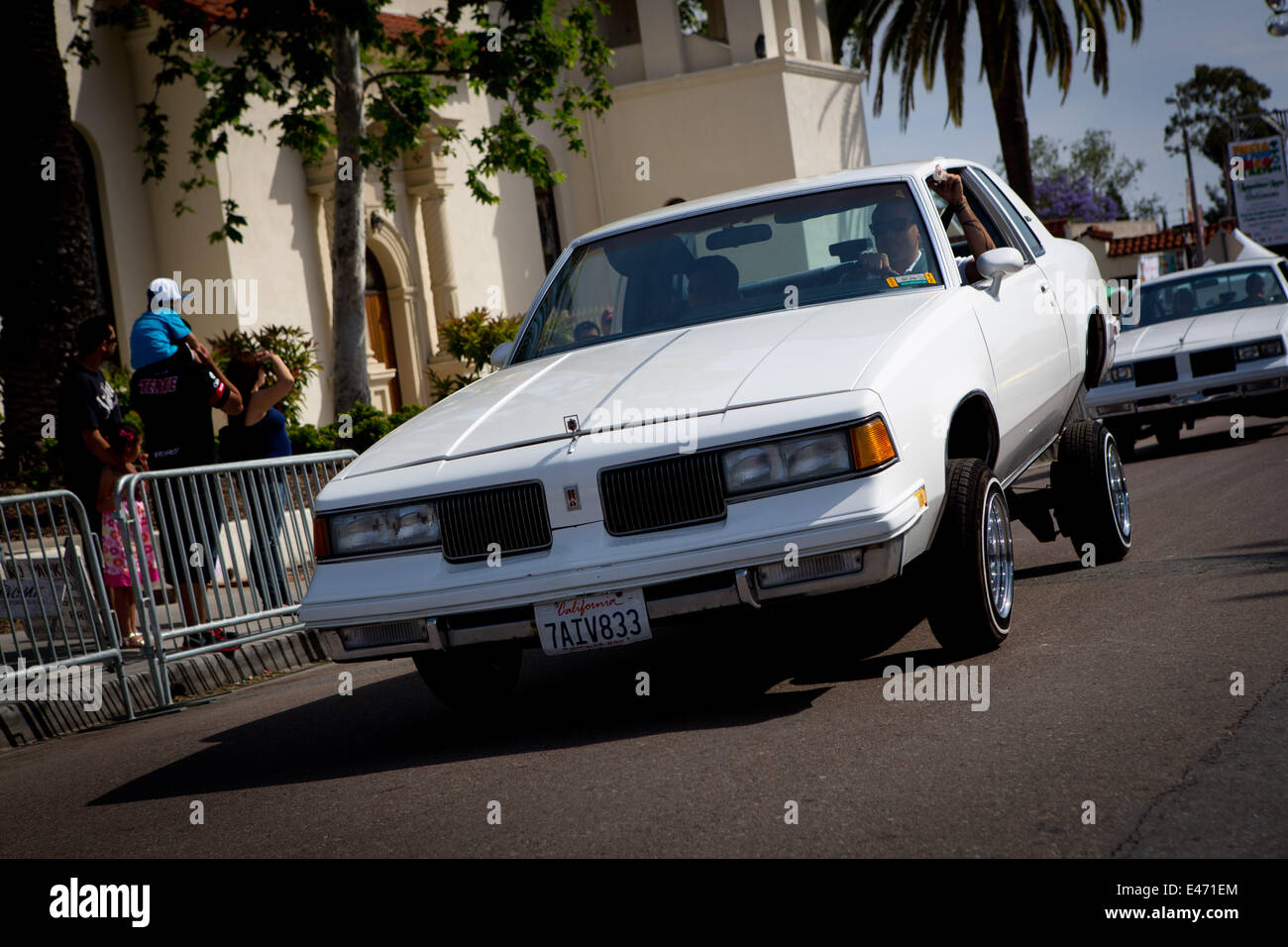 Lowrider modified hydraulic suspension can High Resolution Stock ...