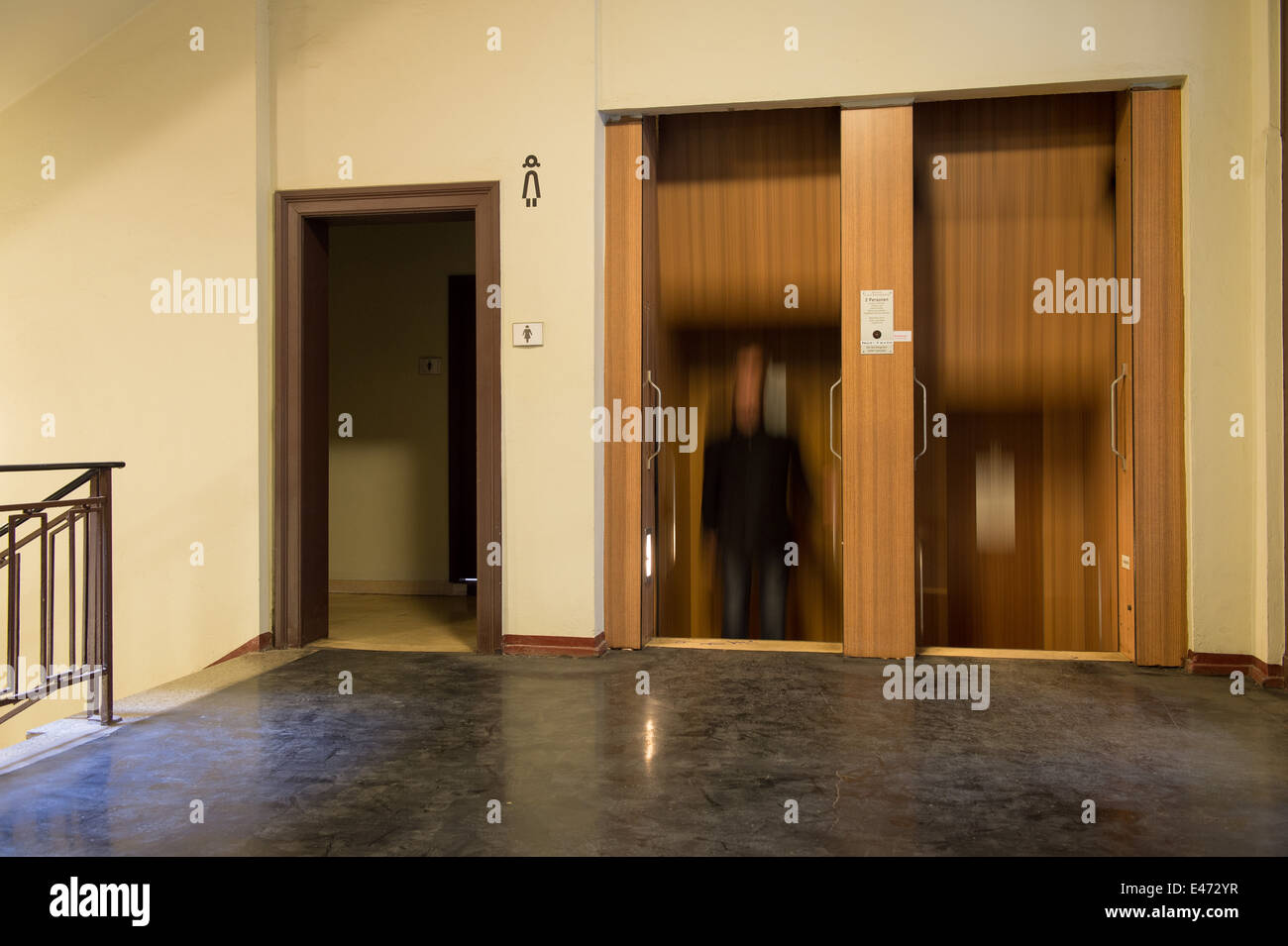 Paternoster lift hi-res stock photography and images - Alamy