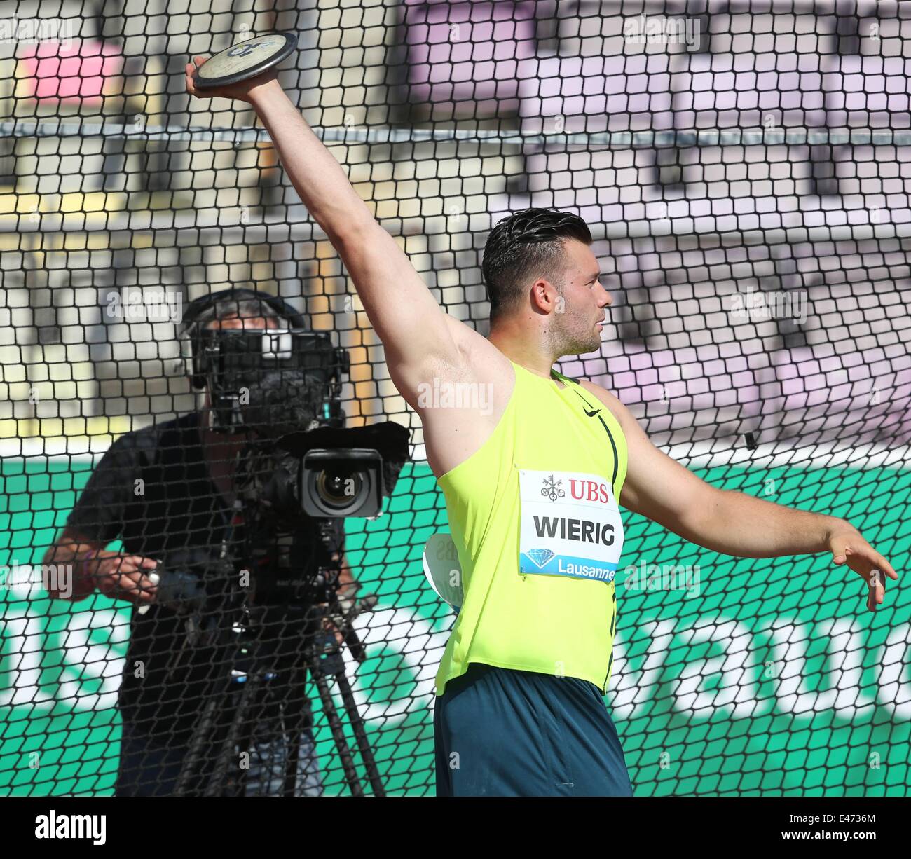 Discus men hi-res stock photography and images - Alamy