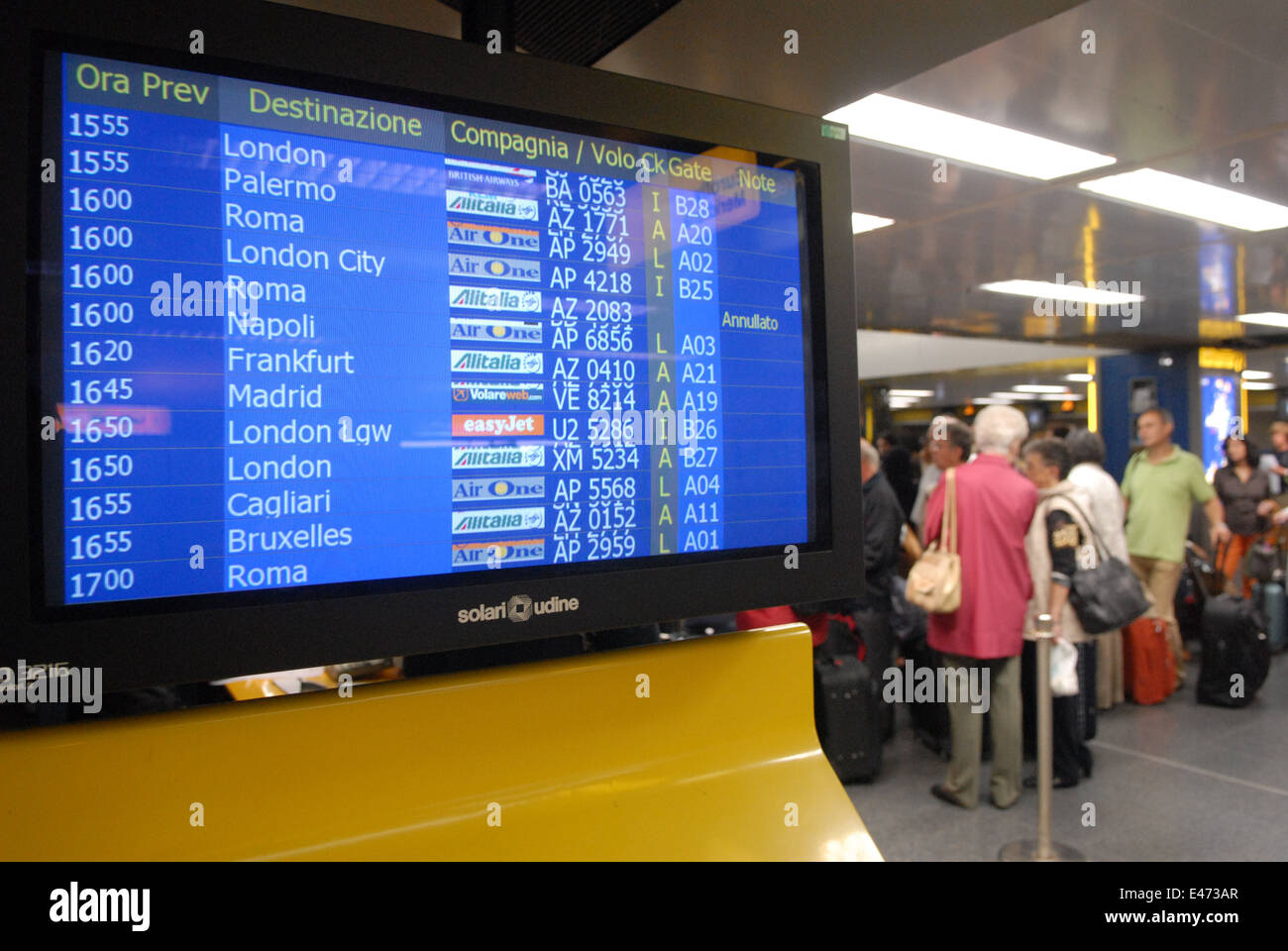 Linate airport hi-res stock photography and images - Alamy