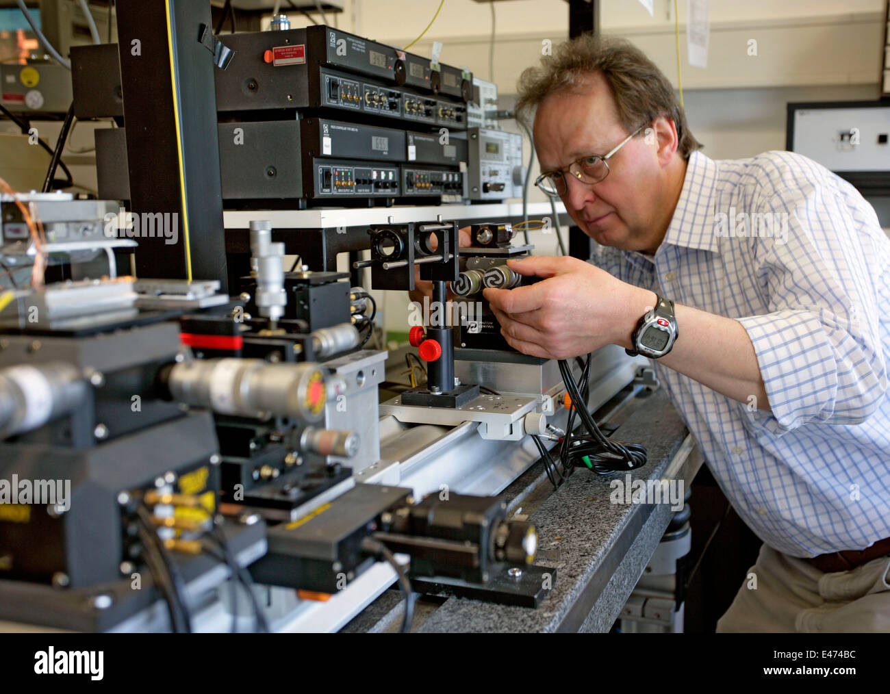 Heinrich hertz physicist hi-res stock photography and images - Alamy