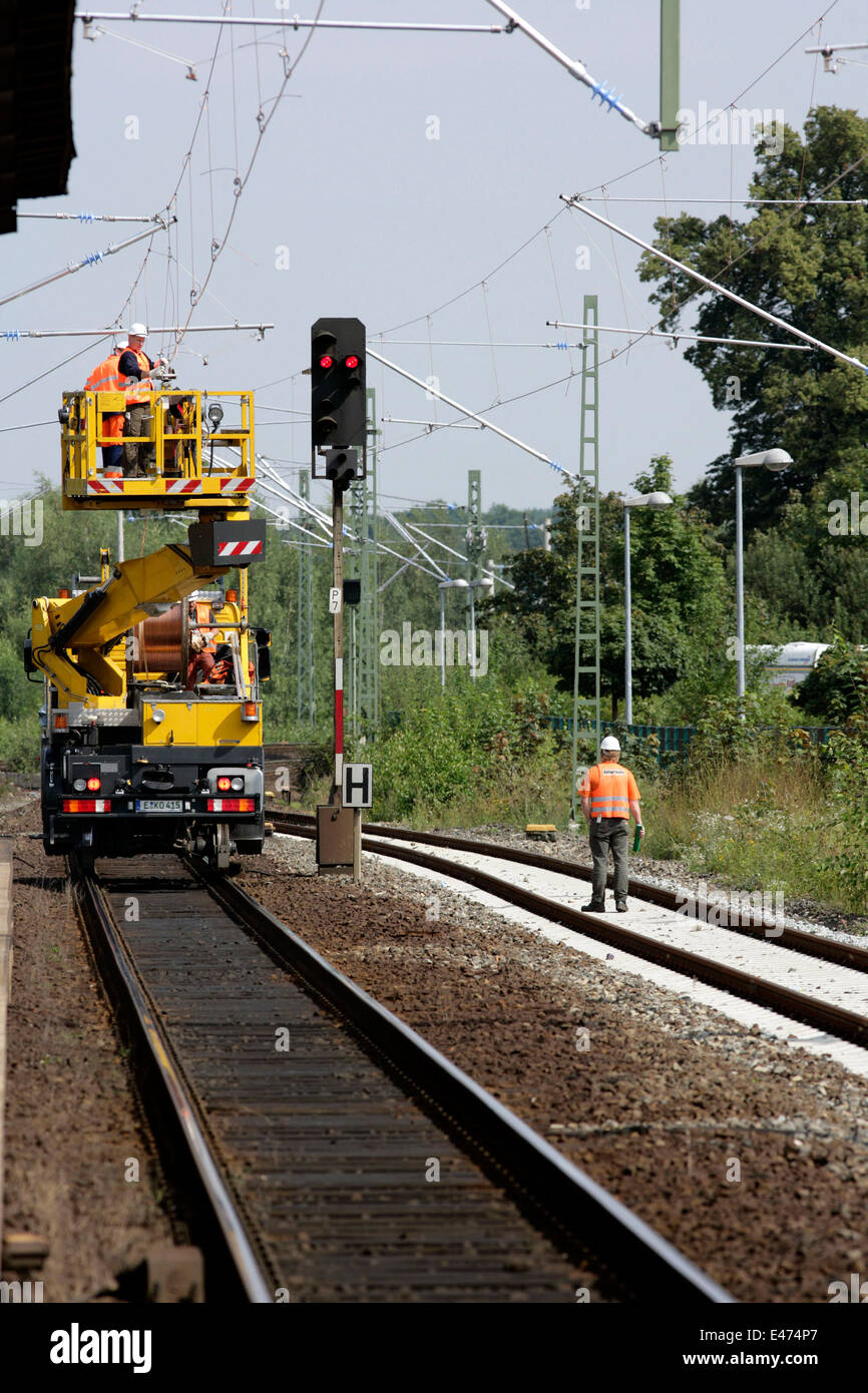 Overhead line installation Stock Photo - Alamy