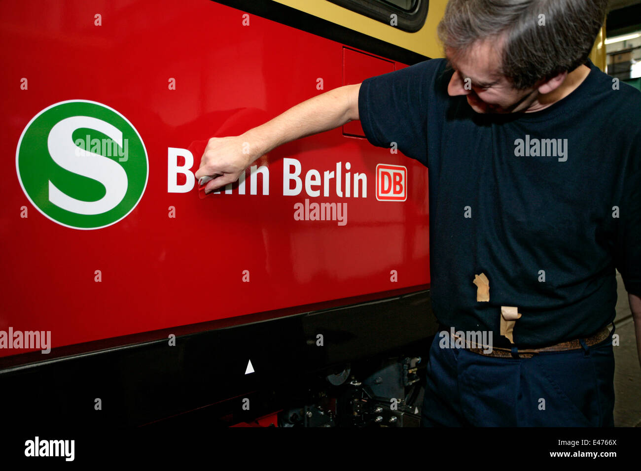 Sbahn Logo Pei Tel Equips Berlin S Bahn With Communication Technology