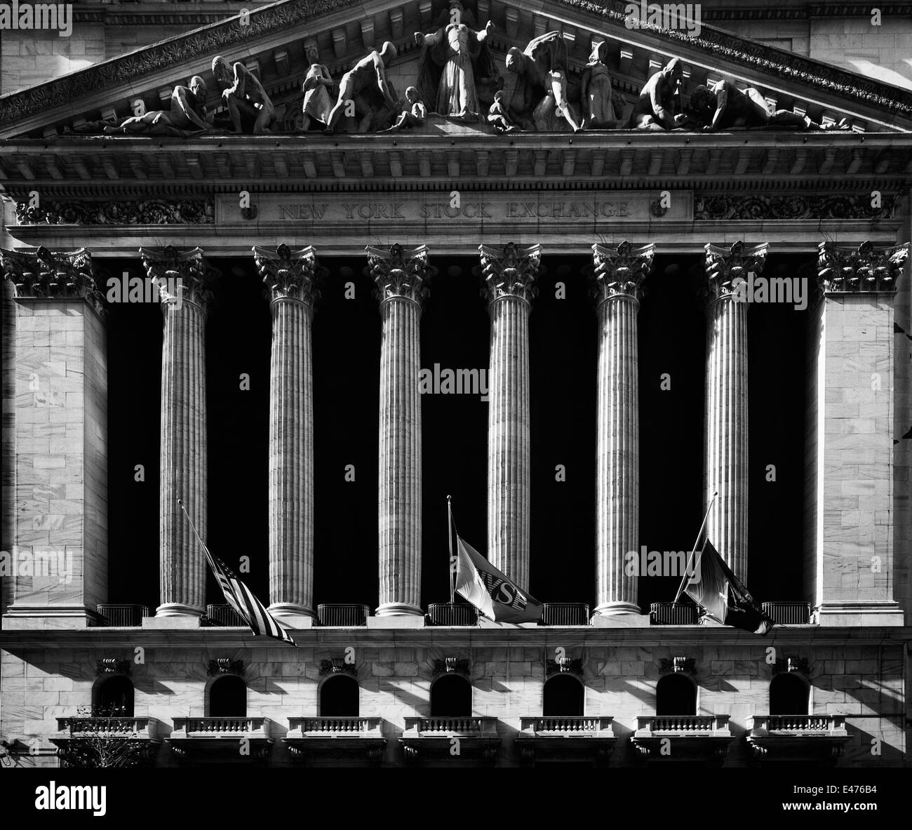 Us stock market economy Black and White Stock Photos & Images - Alamy
