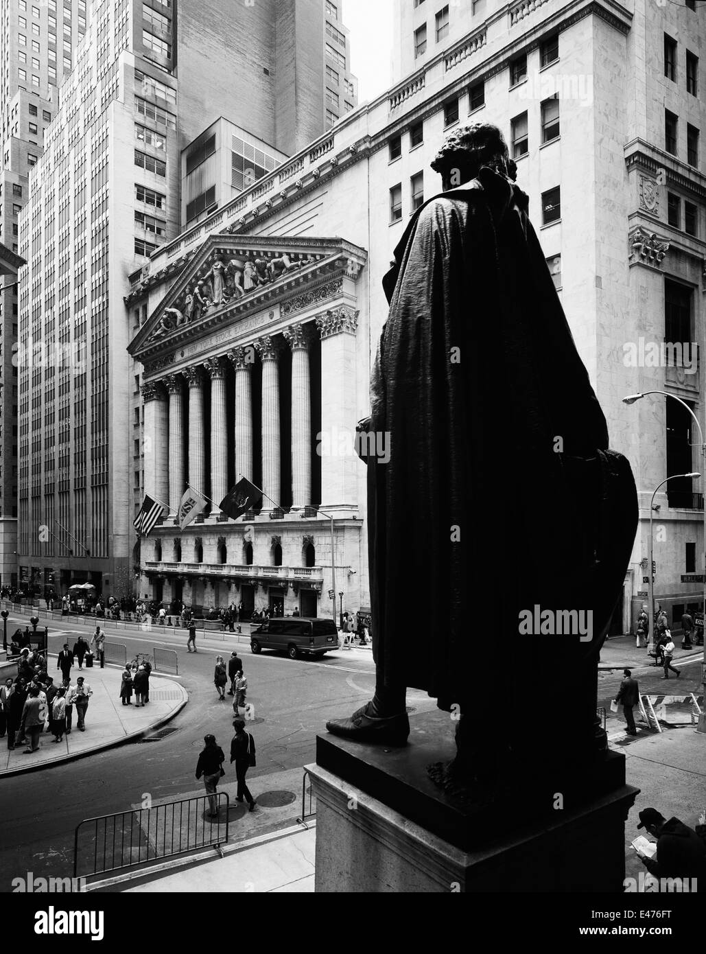 View from Federal Hall, Wall street, of George Washington statue and ...