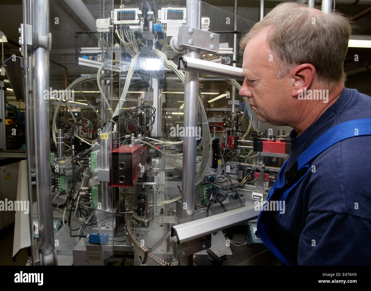 Industrial interior and controls hi-res stock photography and images ...